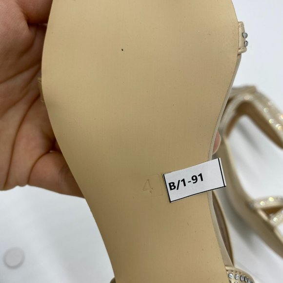 XYD | Shoes | Xyd Open Toe Low Heel Rhinestone Sandals Ankle | Poshmark